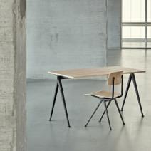 Collection PYRAMID par HAY. Tables, bancs et tables basses réalisées en ...