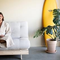 ROOTS 160: a 160 cm sofa that converts into a bed. Solid pine, many ...